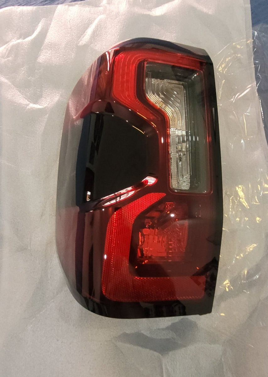 Genuine Ford Next Gen Ranger 2023-2025 Rear Light Unit(Non BLIS radar ...